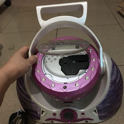 Y2k Bratz Cd Player Radio Combo Boombox Stereo With Flip 59 Off