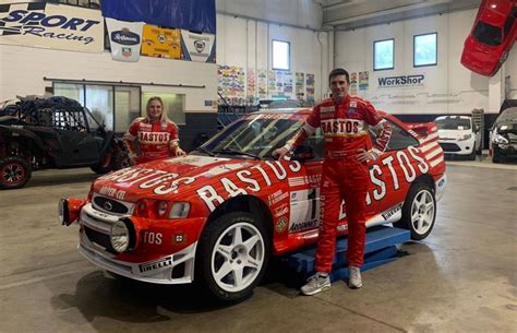 Craig Breen E Tamara Molinaro Al Rallylegend Con La Escort Di Snjiers