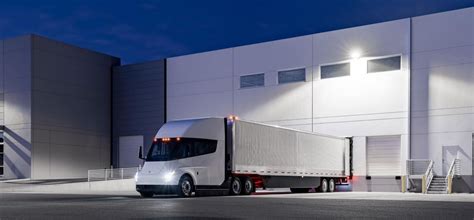 Tesla Finally Delivers First Electric Semi