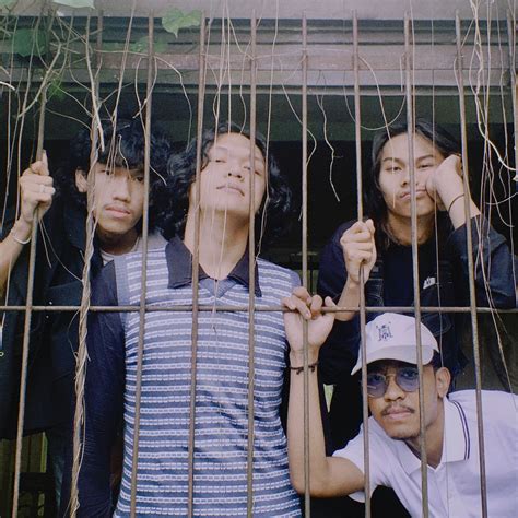 The Empiris Pophariini