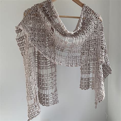 Ravelry Mclace Shawl Pattern By Lisa Hounshell