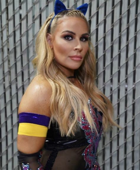 Natalya Neidhart Wwe Female Wrestlers Wwf Diva Female Wrestlers