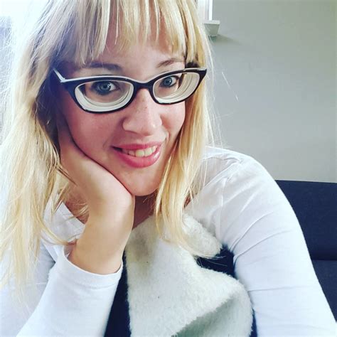 Woman With Thick Glasses At Carolyn Cotter Blog