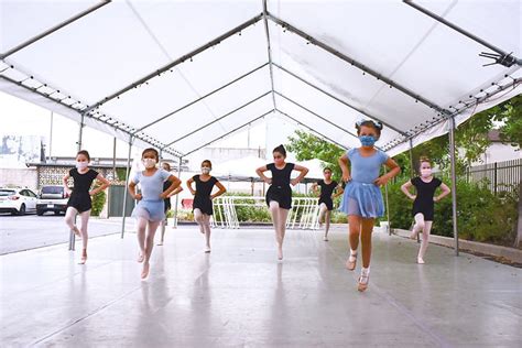 Pasadena Civic Ballet Outdoor And Virtual Dance Classes