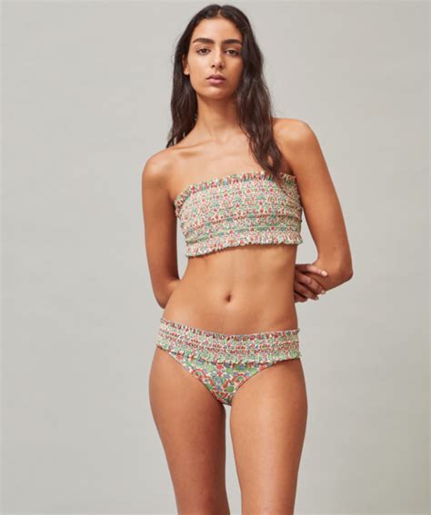 Biquini Kerry Washington Charly Jordan In Bali March 2023 Star