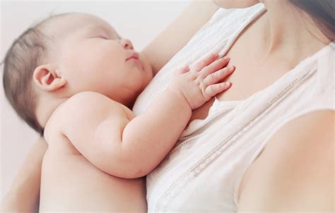 The Most Common Breastfeeding Mistakes ActiveBeat Your Daily Dose Of Health Headlines