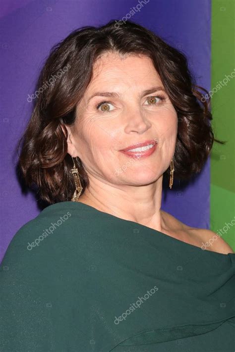 Actress Julia Ormond — Stock Editorial Photo © Jeannelson 118718200