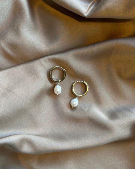 Mini Strap Mango Mockingbird