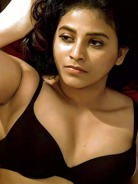 Times When Anjali Aced The Glam Game Times Of India