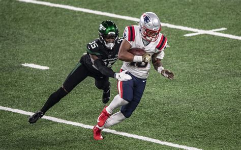 Patriots Julian Edelman Just Passed Locker Room Torch To Matthew Slater