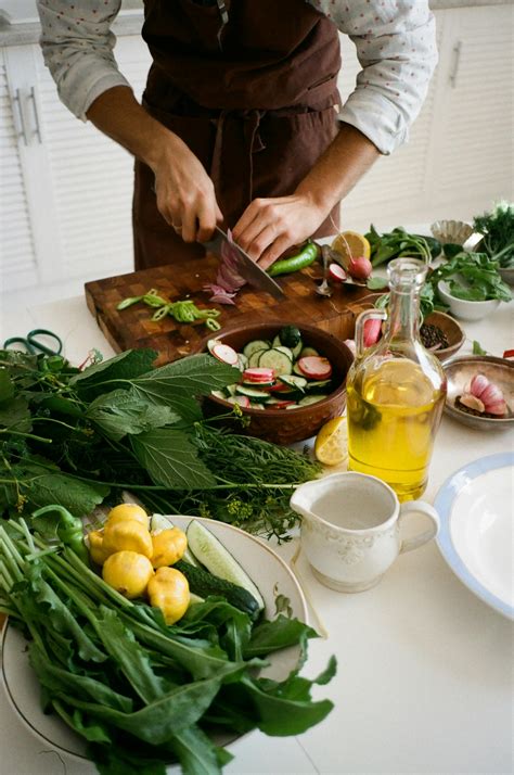 People Cooking In A Kitchen Photos Download The Best Free People