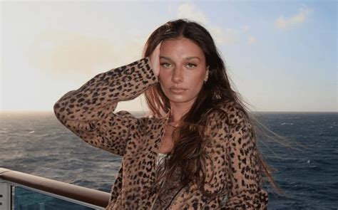 Kim Jest Inez Lis Wiek Waga Wzrost