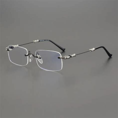 Why Rimless Spectacles Are Redefining Modern Eyewear