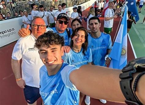 Aplausos Para El Patinador Santiago Roumec Que Culminó Su Decimo Mundial Noticias De Necochea