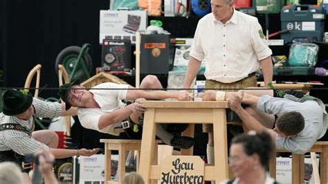Fotos Los Alemanes Ponen A Prueba Su Fuerza En El Campeonato De Lucha