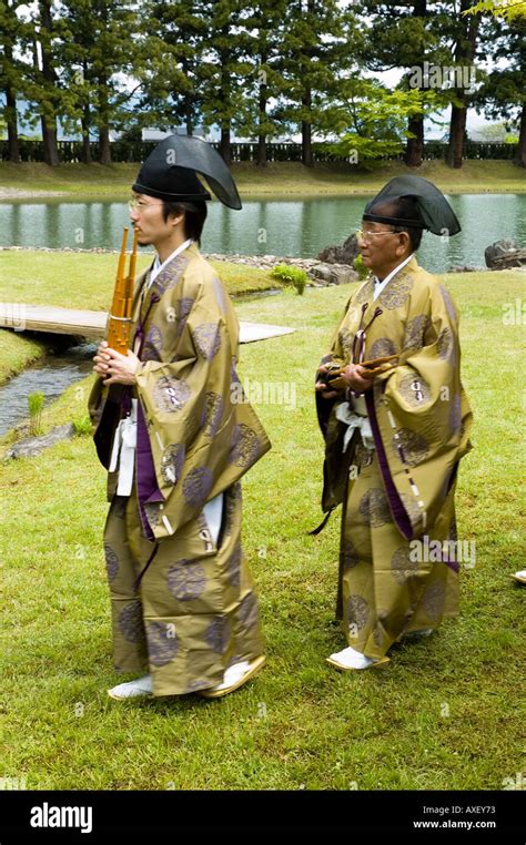 Heian Period Clothing 平安時代の天皇は Pbpzn