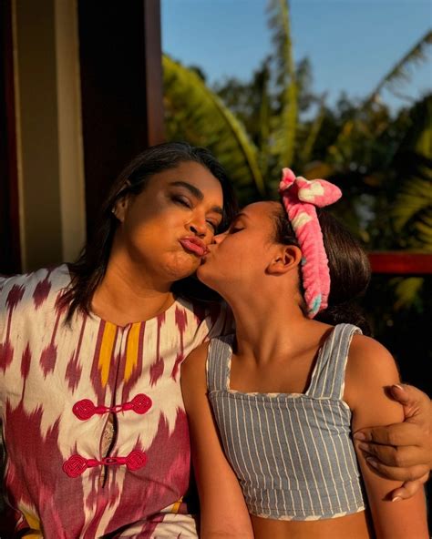 Após Reiniciar Tratamento Preta Gil Ganha O Carinho Da Neta Cheia De Amor