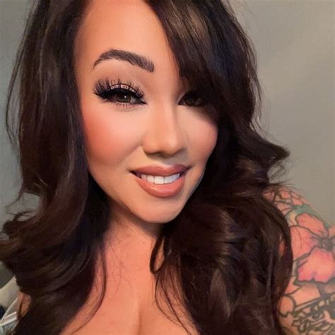 𝒯𝒾𝓁𝓁𝓎💛 Xotilly On Threads