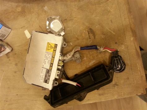 Замена фишки на фаре — Subaru B4 Bl 2 л 2004 года своими руками Drive2