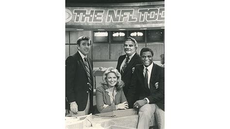 Phyllis George Pioneering Sports Anchor Has Died Next Tv