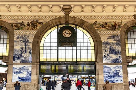 Porto Sao Bento A Majestic Train Station And Architectural Marvel