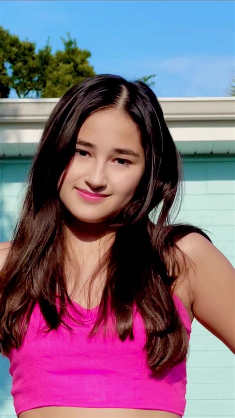 Halffilipinahalfamerican Simple Gorgeous Vlogger Beautiful Singer