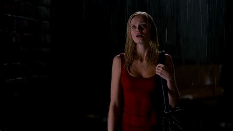 Nackte Sara Paxton In Superhero Movie
