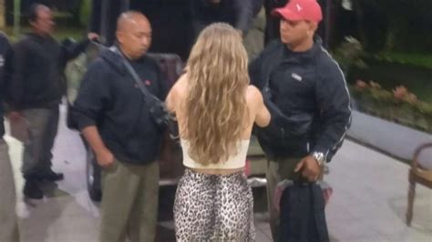 Video Bule Wanita Jerman Bugil Di Pentas Tari Bali Viral Pelaku