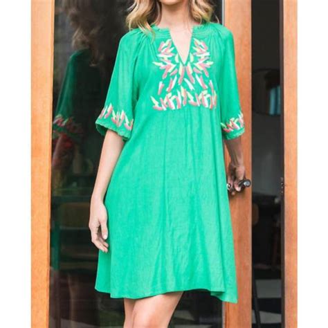 Jodifl Dresses New Jodifl Vneck Embroidered Dress In Kelly Green