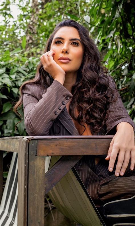 Isa Salmen Fala Sobre Cenas íntimas Com Fábio Assunção Em Série Para