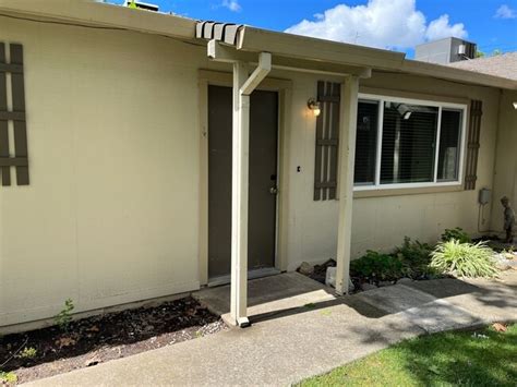 6221 Casita Ave 2 Bedroom Townhome For Rent In Carmichael Ca