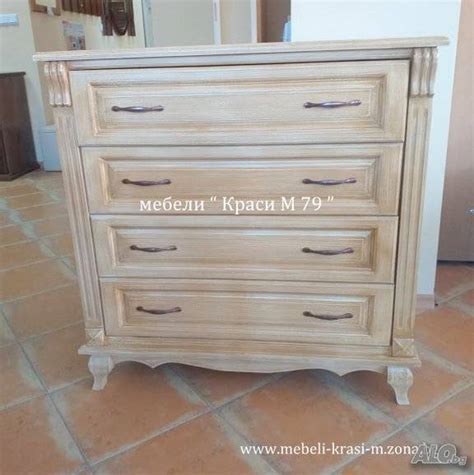 Скрин масив патина Скрин ракла Мебели за дома и офиса Добрич Скринът е изработен от