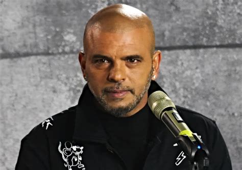 עמית בן יגאל אייל גולן יוצא נגד בית המשפט Tmi