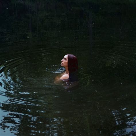 Hollow Bones Anna Graves