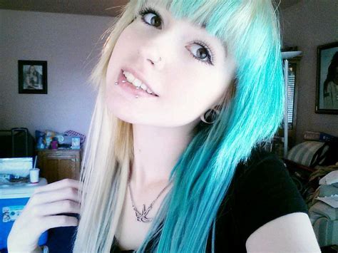 Cute Emo Girl Wallpapers Top Free Cute Emo Girl Backgrounds
