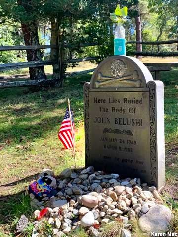 Tombe De John Belushi