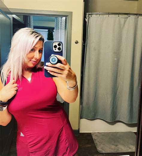 Lieutenant Bella Lexi On Twitter Hurry My Xxx Onlyfans Is Free For A Limited Time Dont