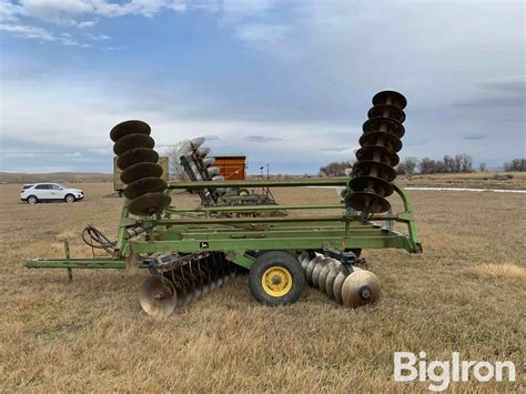 John Deere 235 Folding Disk Agriculture Bigiron
