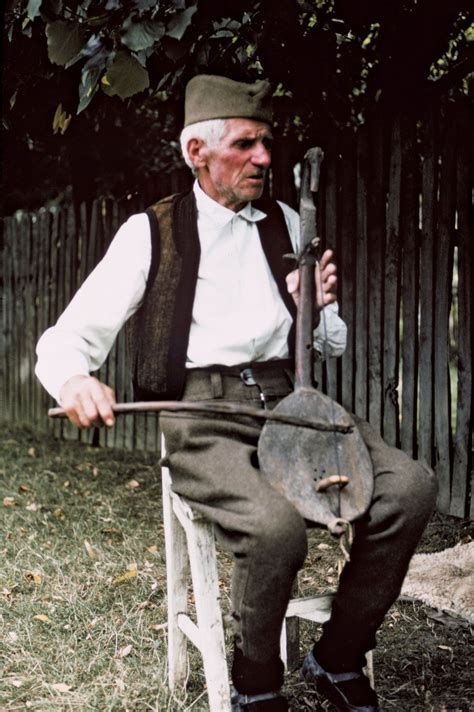Guslar Balkan Folk Singers And Epic Poetry Britannica