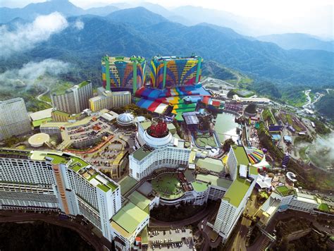 First World Hotel The Second Largest Hotel In The World Uniq Hotels
