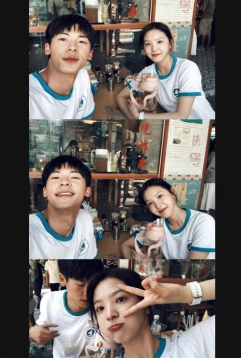 포즈에 있는 규르님의 핀 기분 사진 포즈 영화 포스터