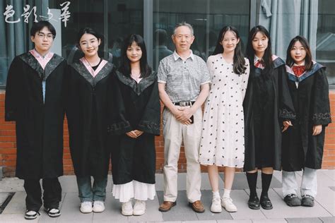 【图片新闻】风华正茂奔山海 循光而往踏歌行 新闻网 【图片新闻】风华正茂奔山海 循光而往踏歌行 新闻网