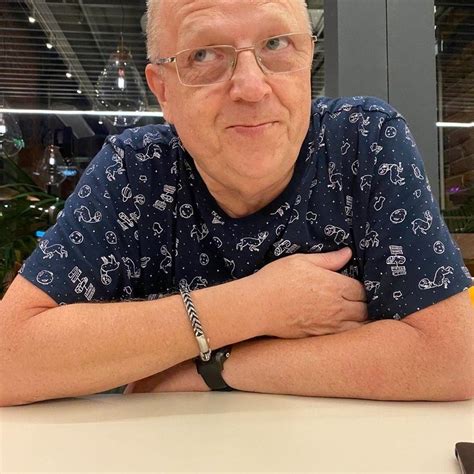 George Benett Owner Escope Xing