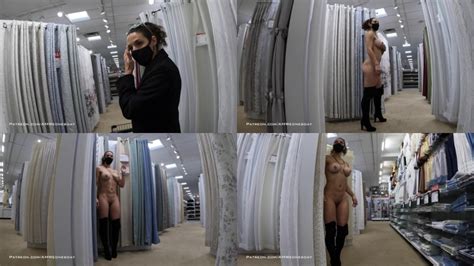 Spy Cam Catch A Couple Sex And Nude Girls On Cabin Malls Beach