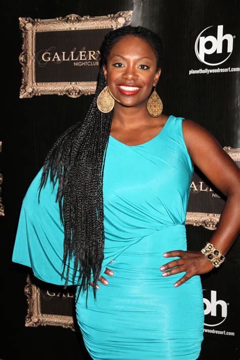 A Wig And Weave Loving Kandi Buruss Shows Off Her Natural Hair