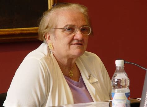 Maria Antonietta Crippa Los Símbolos De Gaudí Pueden Enlazar A Cualquier Persona Con El Misterio”