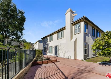 5280 Huckleberry Oak St Simi Valley Ca 93063 Redfin