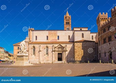 Piazza Dante A Grosseto Fotografia Editoriale Immagine Di Costruzione