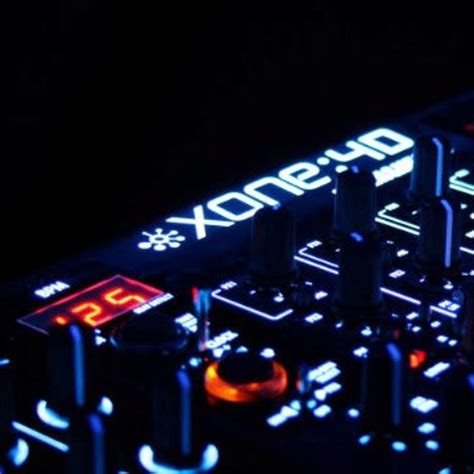 Stream Daniel Paez 4 Music Listen To Songs Albums Playlists For