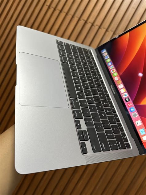 Macbook Air M Grey G G in laptop cũ giá rẻ